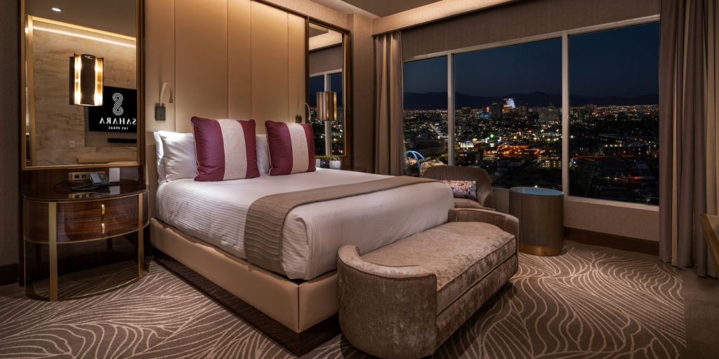 Marra Style Signature One Bedroom King Suite | SAHARA Las Vegas